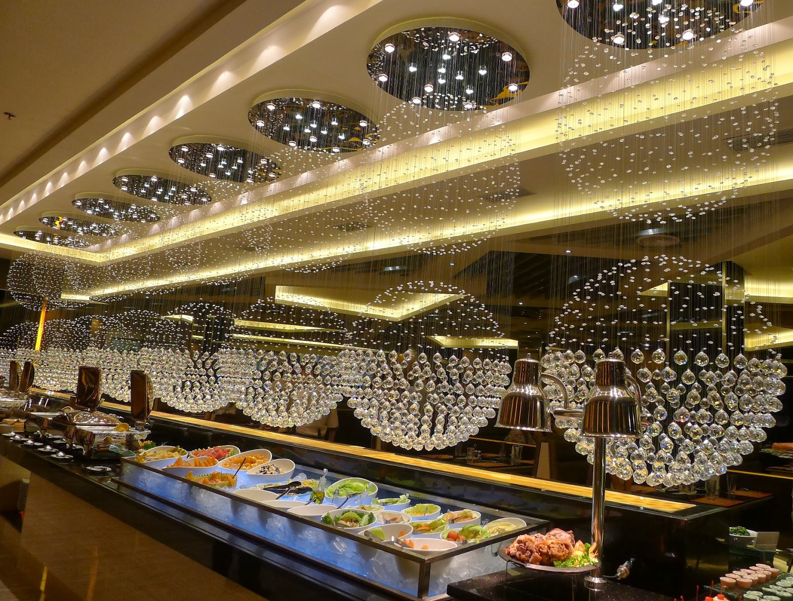 Mom-About-Town: Yakimix-ing great food and family fun