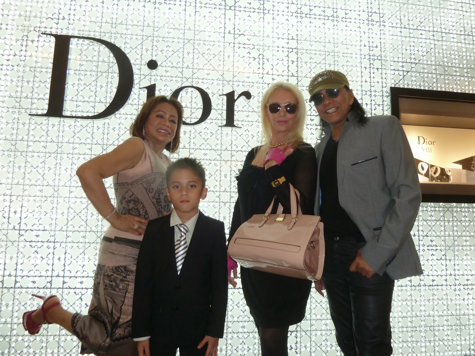Kee Hua Chee Live!: PART 2---REOPENING OF DIOR BOUTIQUE AT STARHILL ...