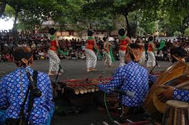 Lengger-Calung Banyumasan ~ Kesenian Banyumas