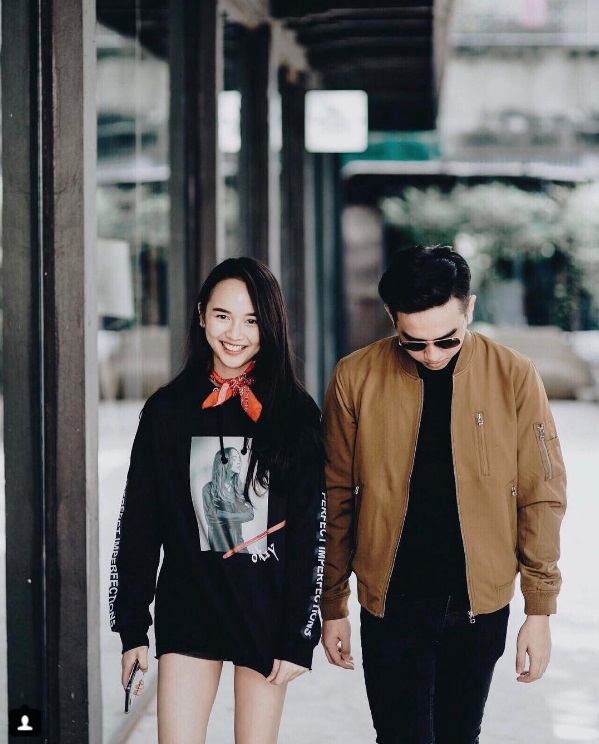 白白的幽灵: The Pretty Kuan's Sisters