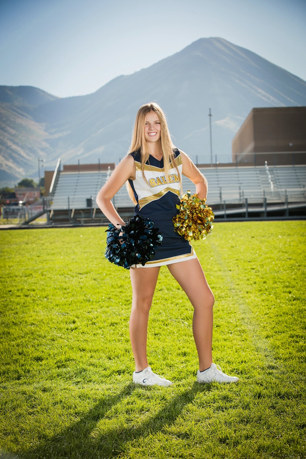 JandA4: Sidney Cheering