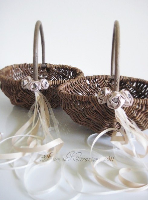Fawn Kreations: Flower Girl Baskets