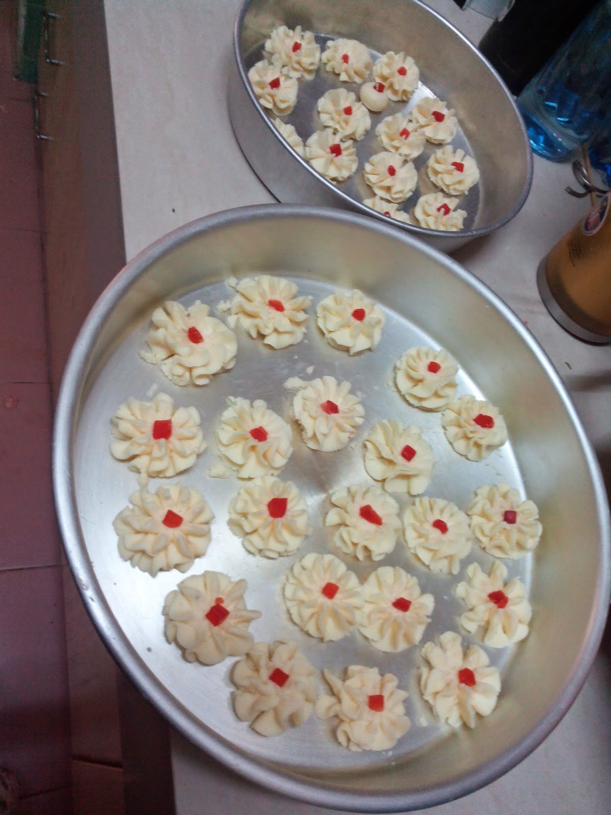 nothingtoknow: kuih semperit