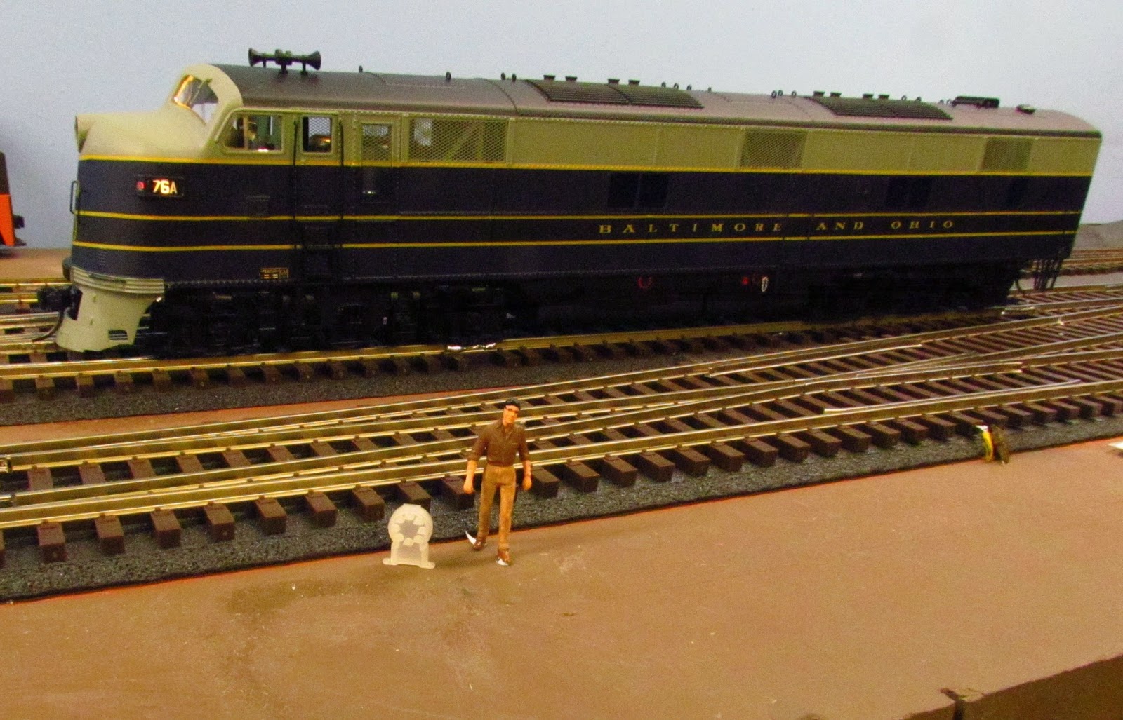 2-Rail O Scale Railroading: March 2012