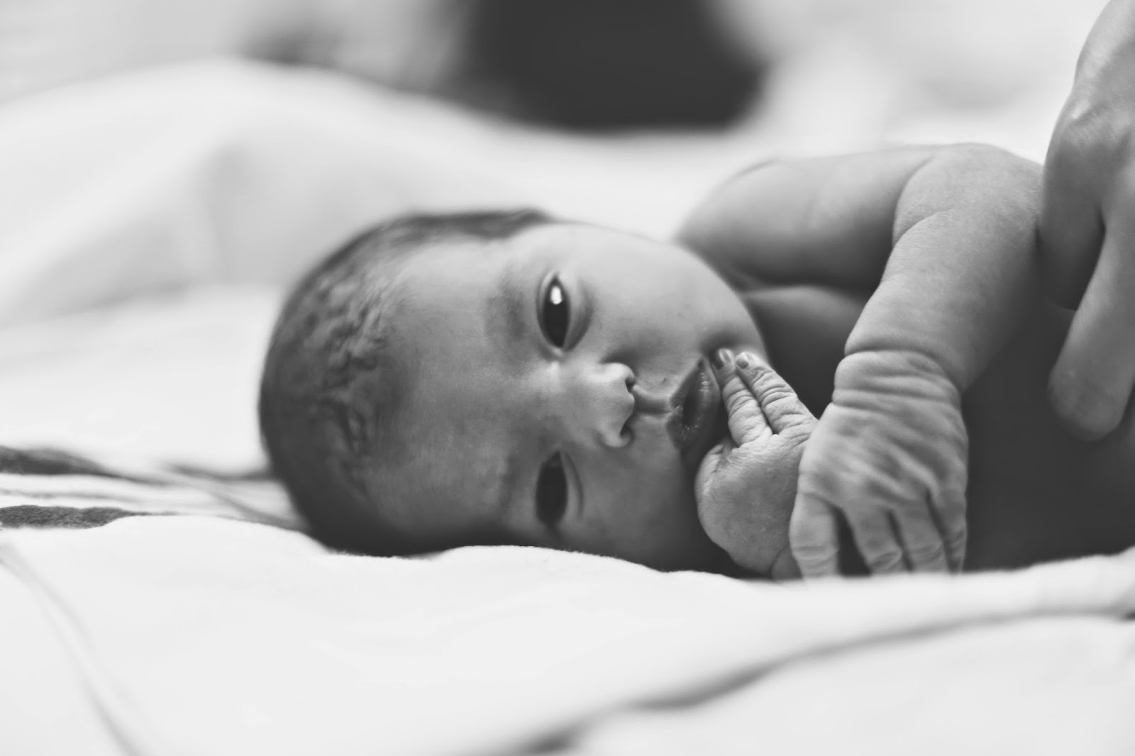 NewlyWifed: Meeting Eden: Baby Girl's Natural Birth Story (Part Two)