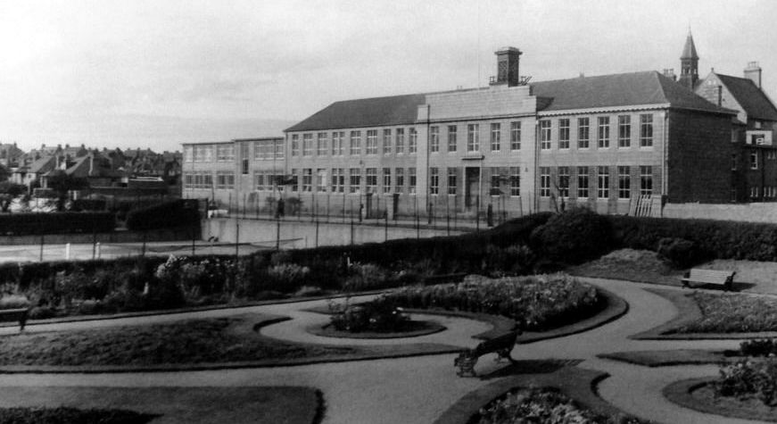 Tour Scotland: Old Photograph Academy School And Gardens Peterhead Scotland