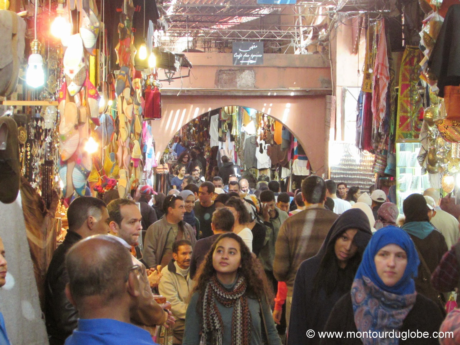 Le Bourlingueur: Le souk et les tanneries de Marrakech