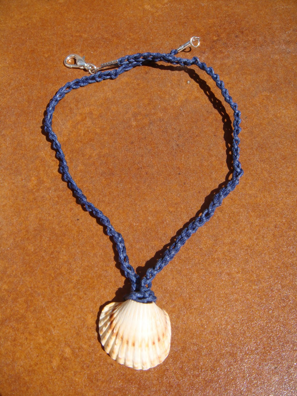 "TU PARAISO DE LA BISUTERIA": Collares con concha