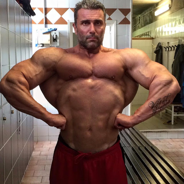 Muscle Lover: Alessandro Grassi