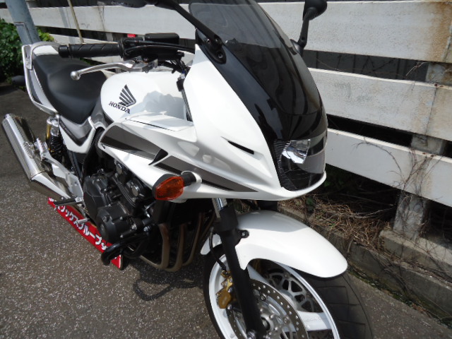 SOX 足立店 スタッフブログ: CB400SB revo 新入庫おすすめ車両です!!