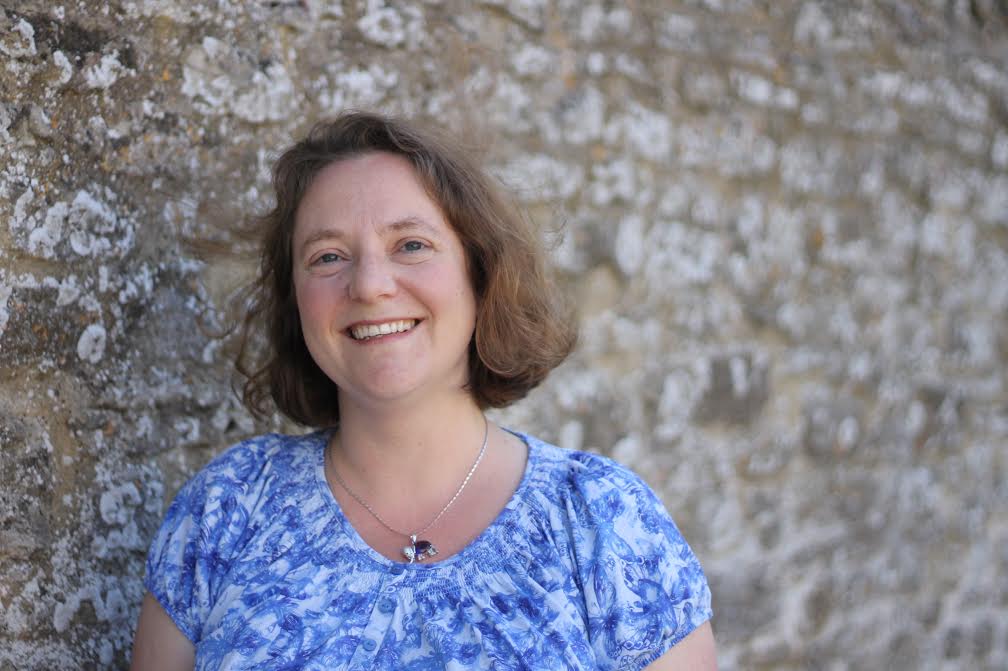 The Bookish Outsider: Robyn Silver: The Midnight Chimes - Paula Harrison