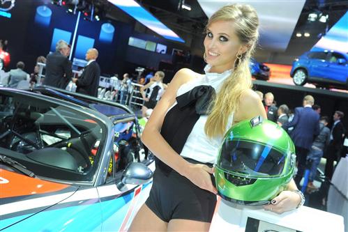 2012 Moscow International Auto Show Girls Part 3 | Carsfresh