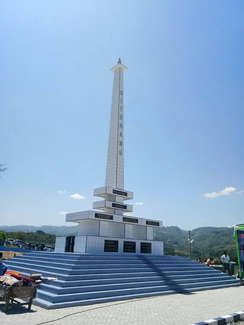 Inilah Tugu SITOHANG Seperti Tugu MONAS - Blog Sipituama
