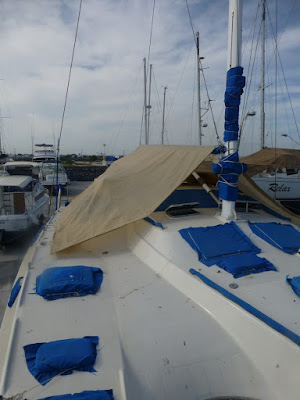 Magic, a Privilege 39' Catamaran, is SOLD: Exterior Features