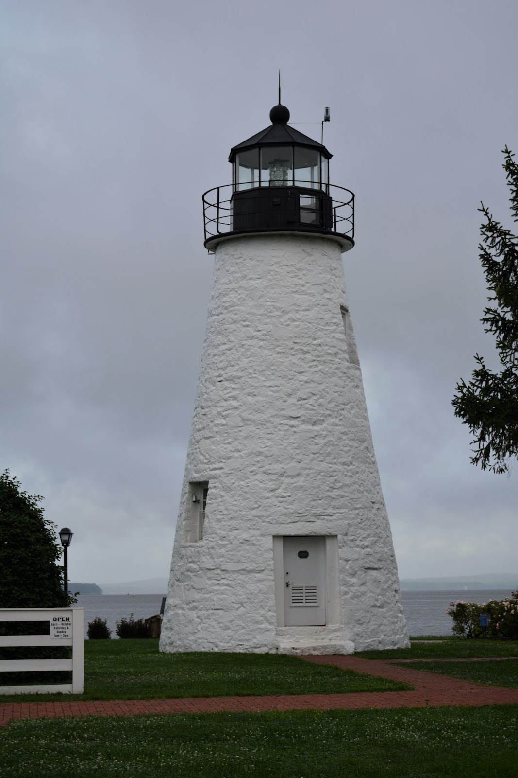 WC-LIGHTHOUSES: CONCORD POINT LIGHTHOUSE-HAVRE DE GRACE, MARYLAND
