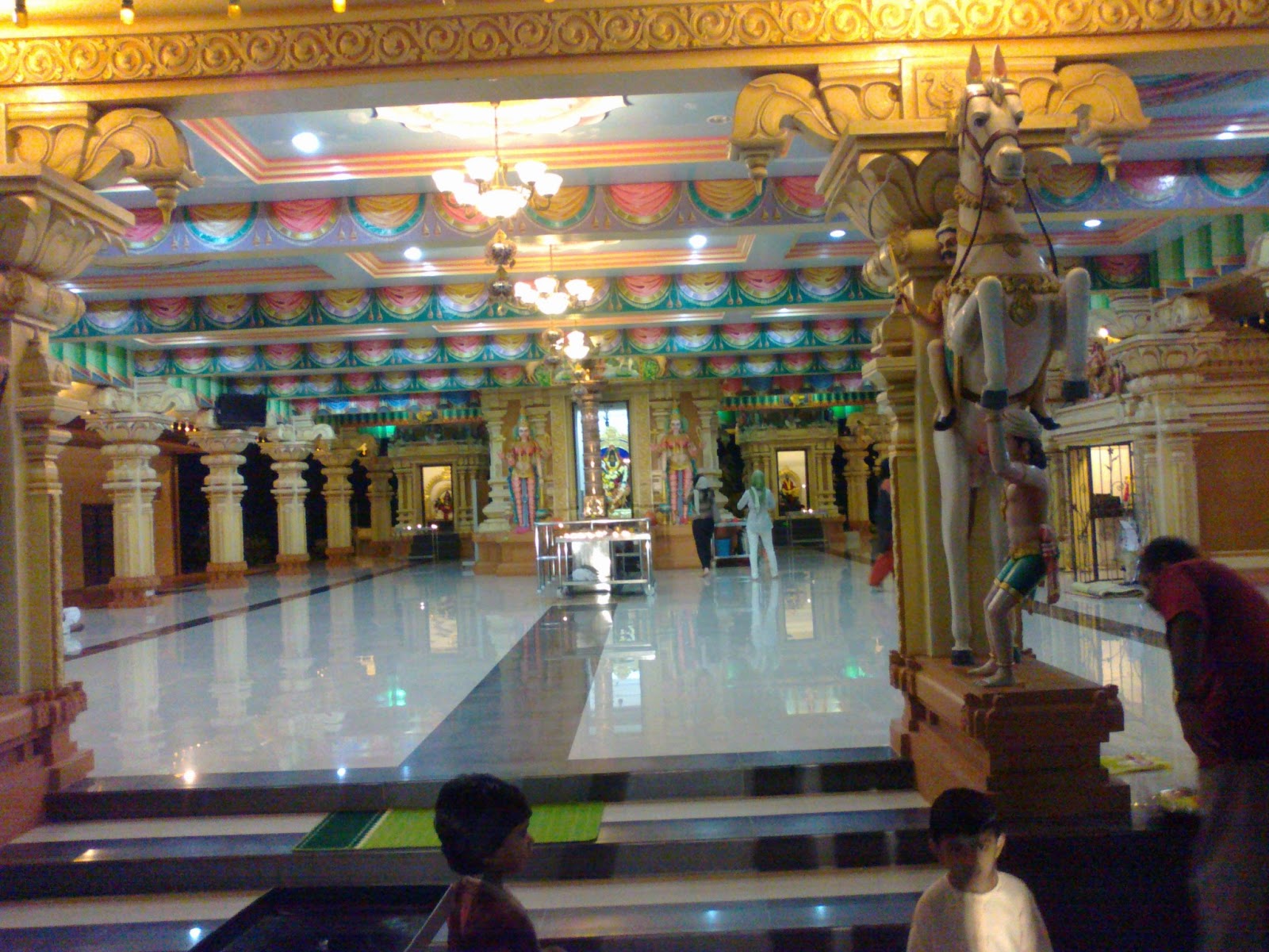The Divine Places: Kali amman Temple Serdang Selangor Malaysia