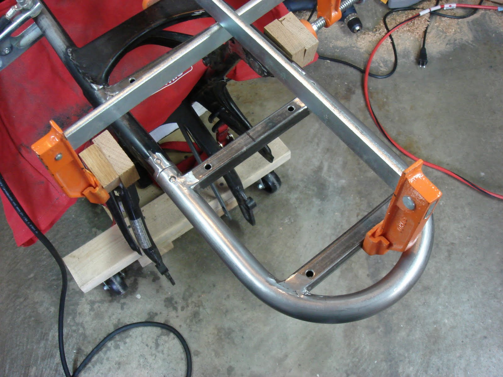 One Car Garage: Welding the Tail Hoop