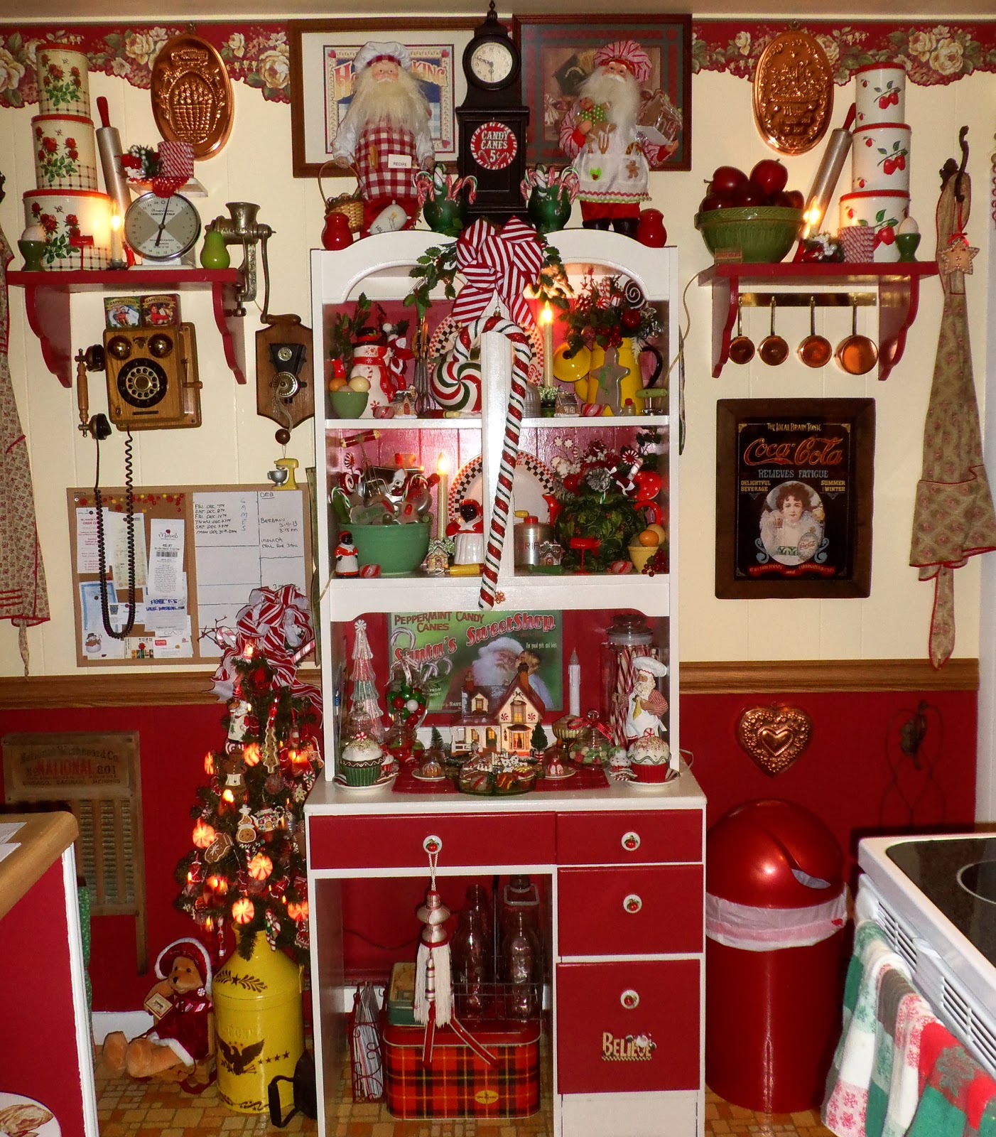 A DEBBIE-DABBLE CHRISTMAS: Christmas Home Tour 2012 , Part Four, the ...