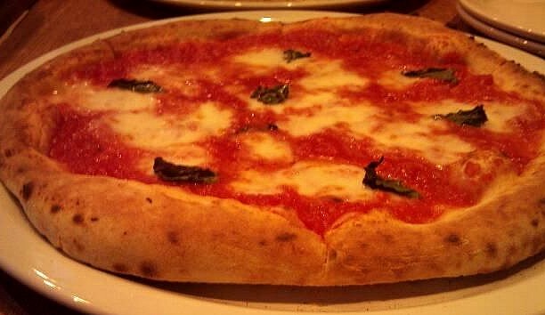 Good Food: Famoso Neapolitan Pizza