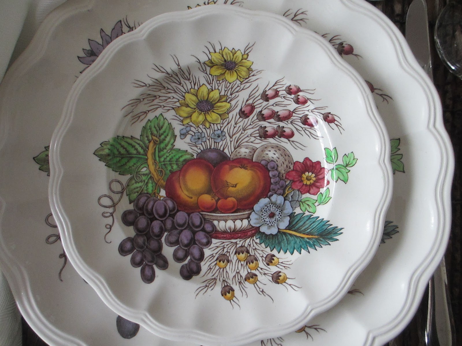 The Welcomed Guest: Spode Reynolds Fall Table