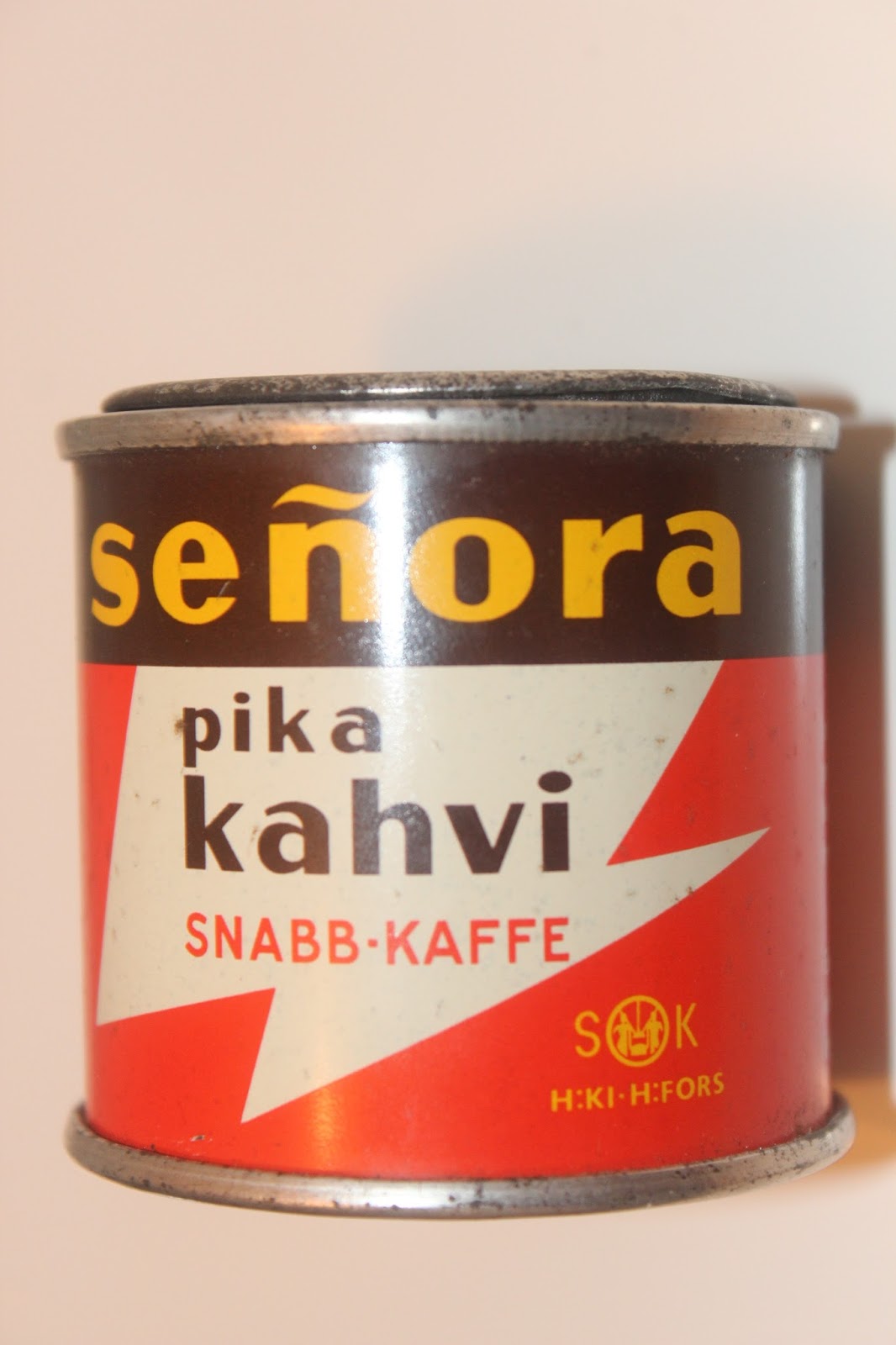 Vanhat suomalaiset peltipurkit: SOK:n señora pika kahvi-purkki