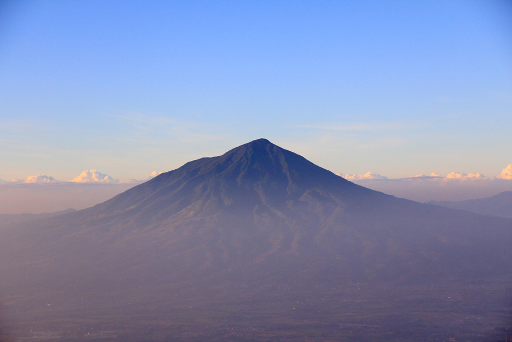 Pendakian Gunung Cikuray Via Kiara Janggot