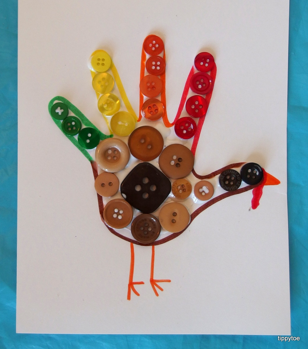 Tippytoe Crafts: Button Turkey