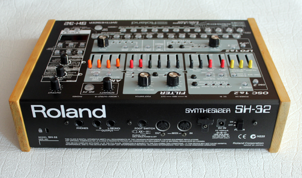 MATRIXSYNTH: Custom Roland SH-32