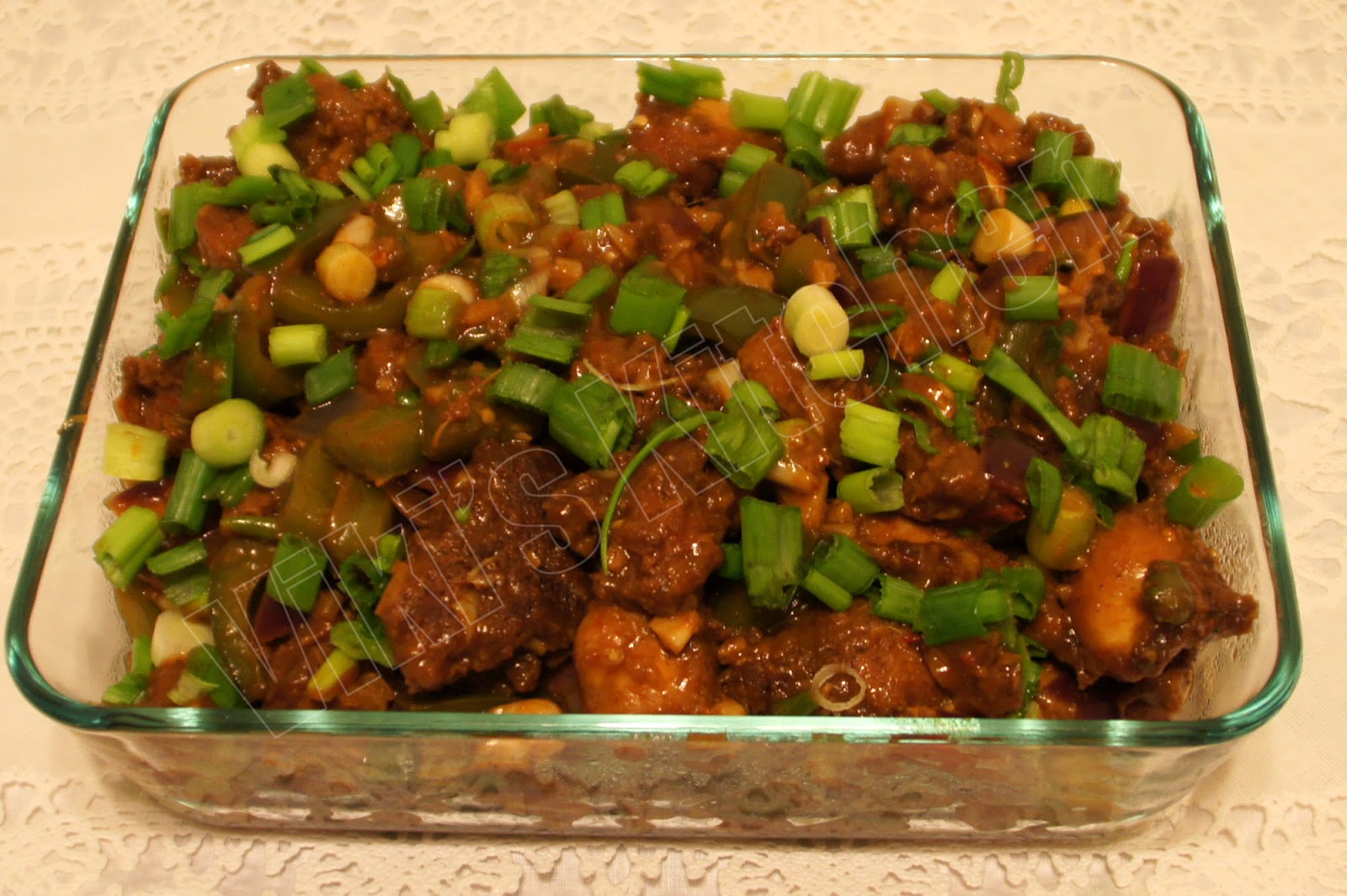 Viki 's Kitchen: Chilly chicken