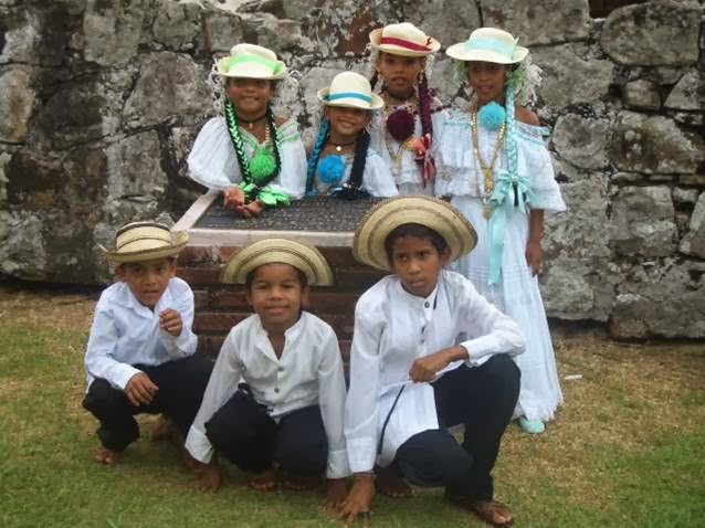 La Ropa Tipica: La Ropa Tipica De Panama