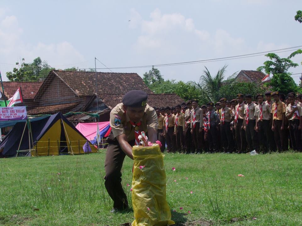 ADAT AMBALAN PRAMUKA PENEGAK | Anang Sefriandi