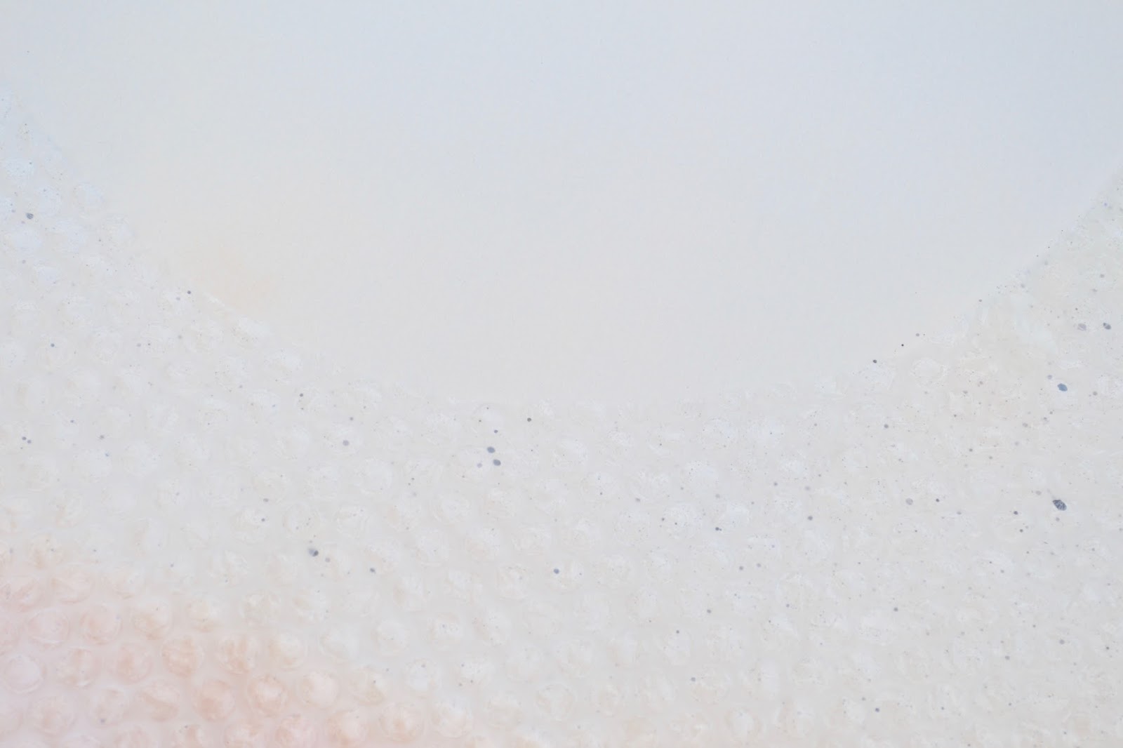 Pinty Plus Aqua Spray Paints | Moon Art | The Things She Makes