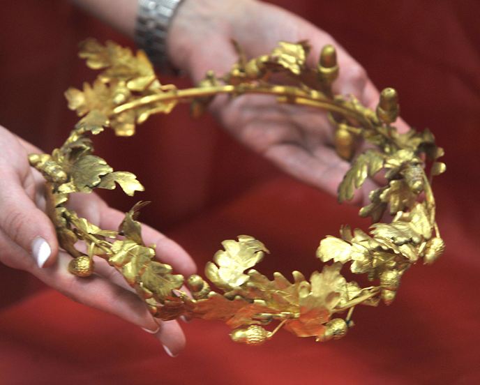 bensozia: An Ancient Gold Wreath