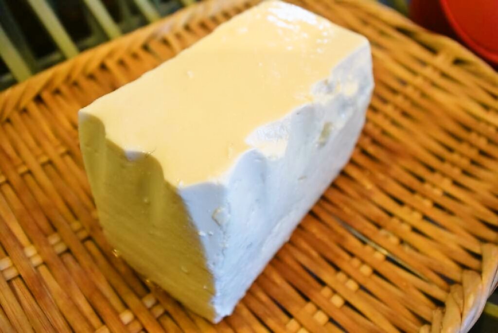 Recipes for Tom: Kuzushi-dofu no yakumi sarada / tofu salad with condiments