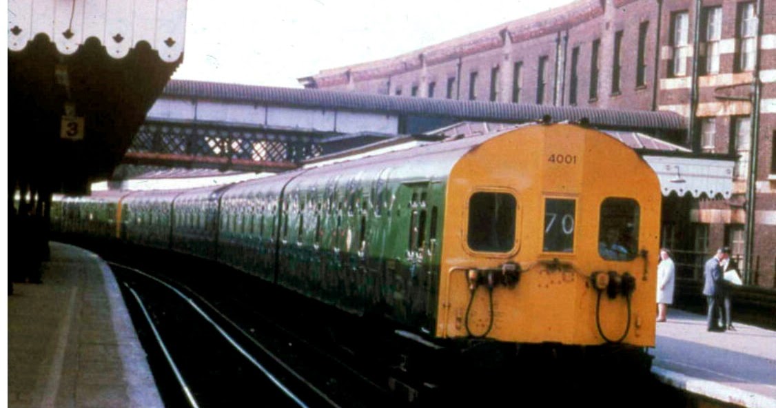 'Along These Tracks' Train Photos Site : Southern Railways Double ...