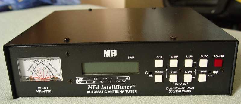 Radioamatérská stanice OK2WZN: MFJ-993B automatický anténní tuner 300 W