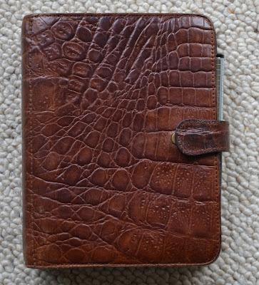 Philofaxy: Vintage Mulberry agenda: take two - by Anita