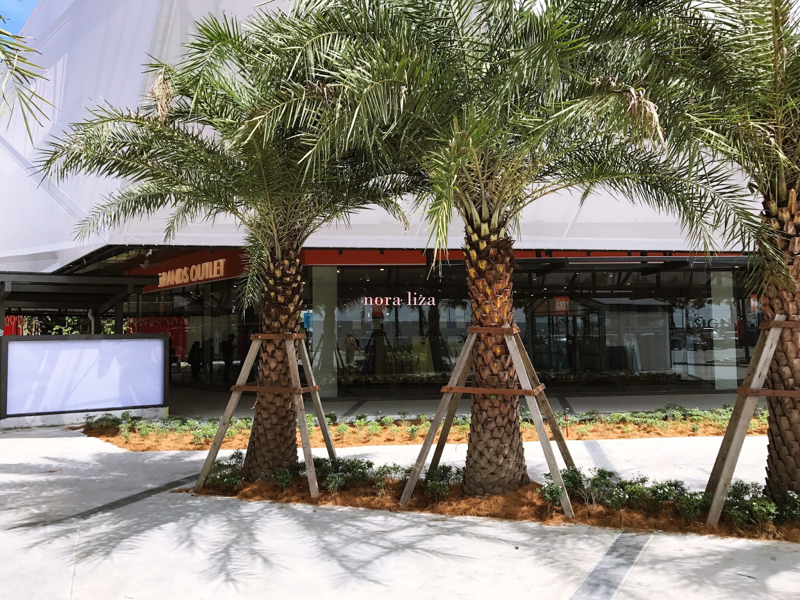 Penang Outlet Mall Design Village | Whats the hype about the mall ...