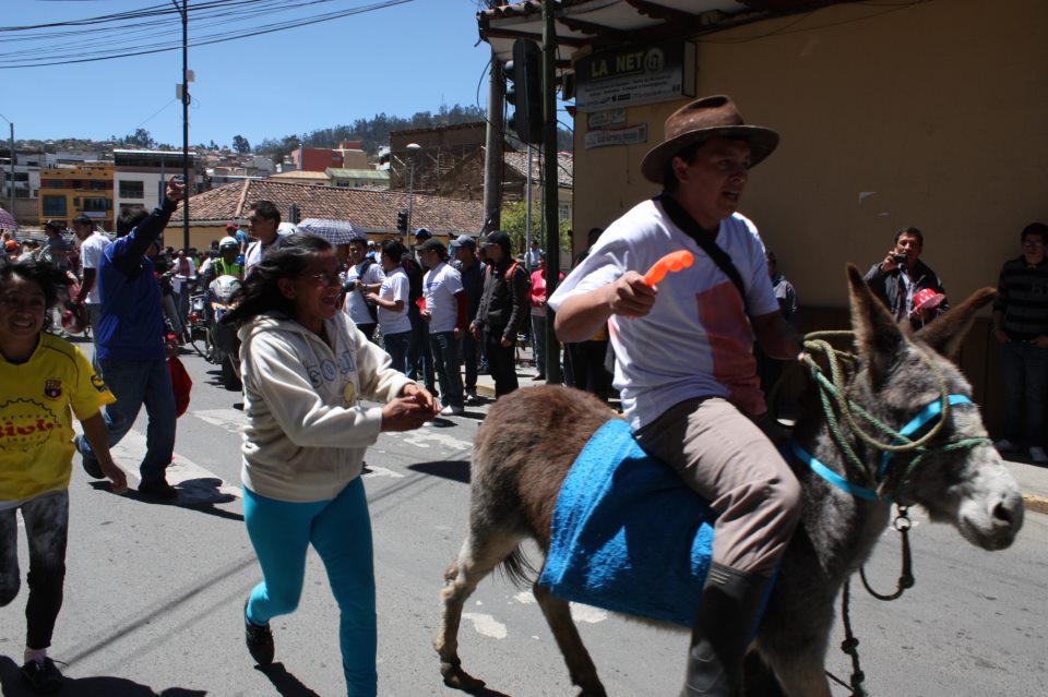 Noticias de la Provincia del Cañar: EL JUEVES SE REALIZO GINCANA MUNICIPAL