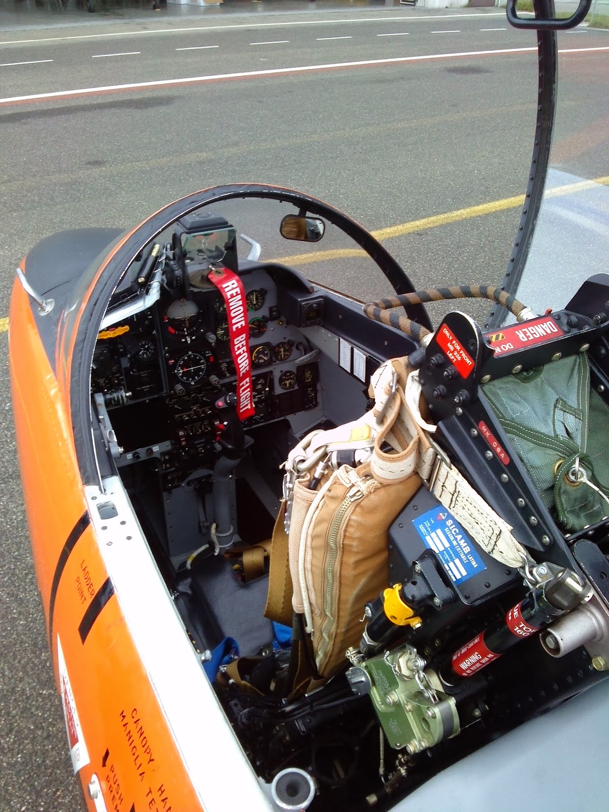 IndiaFoxtEcho Visual Simulations: A flight on an Aermacchi MB.326