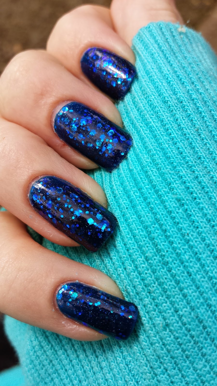 Etherenail: Blue nails for Autism awareness