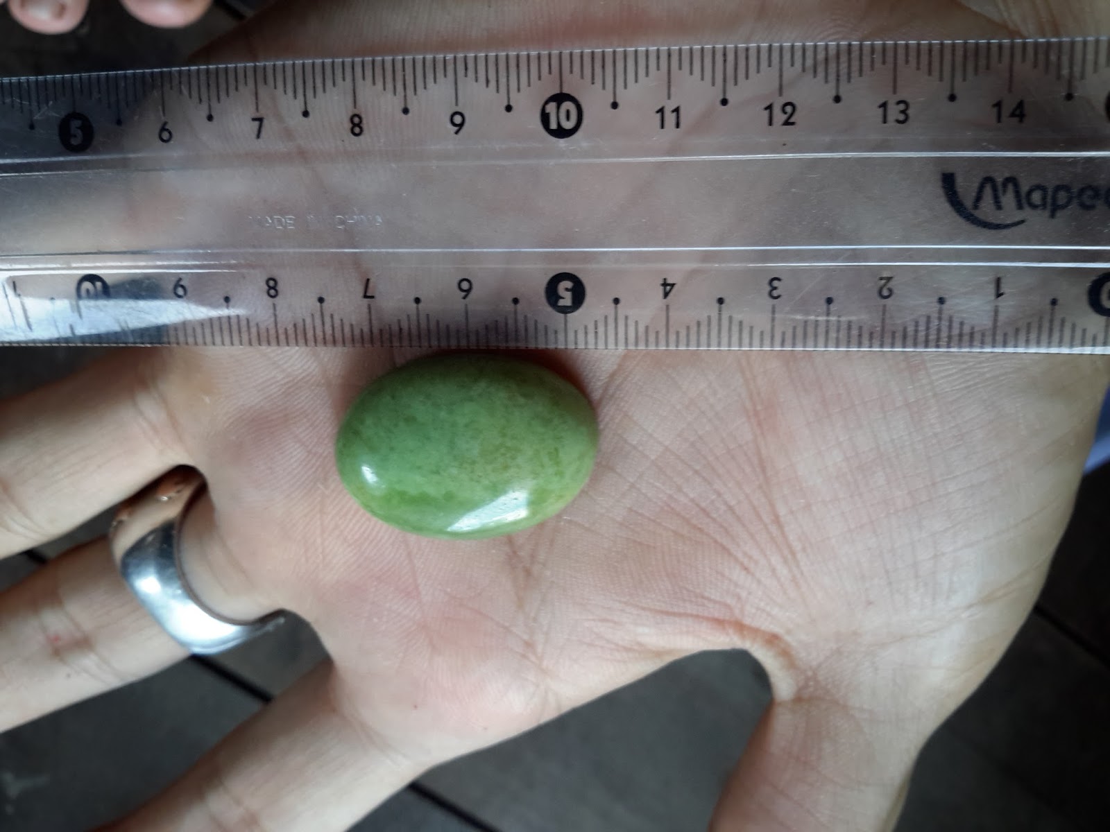 BATU PERMATA GREEN SOJOL / GIOK HERCULES Batu Permata Kalimantan