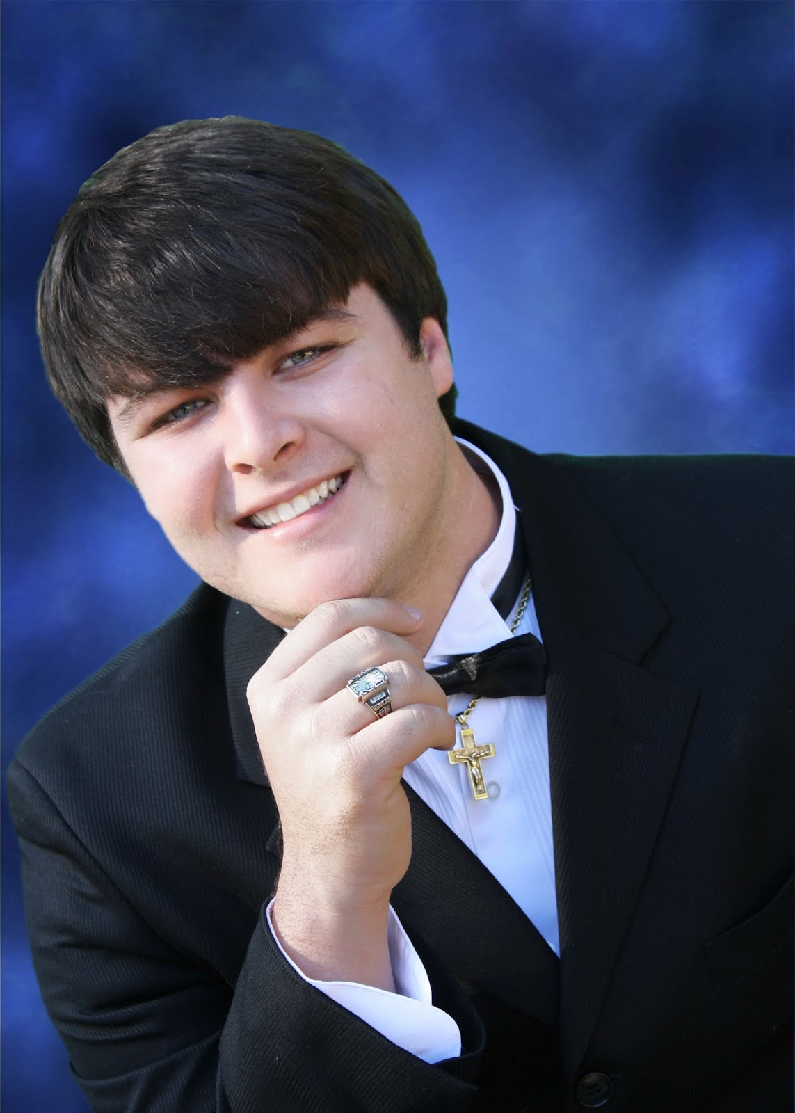 "KEEPSAKES" by Conny's Photography: FORMAL / YEARBOOK SENIOR PORTRAITS