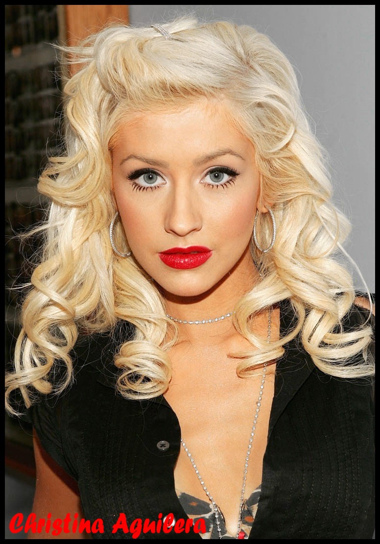 Christina Aguilera: Christina Aguilera lips