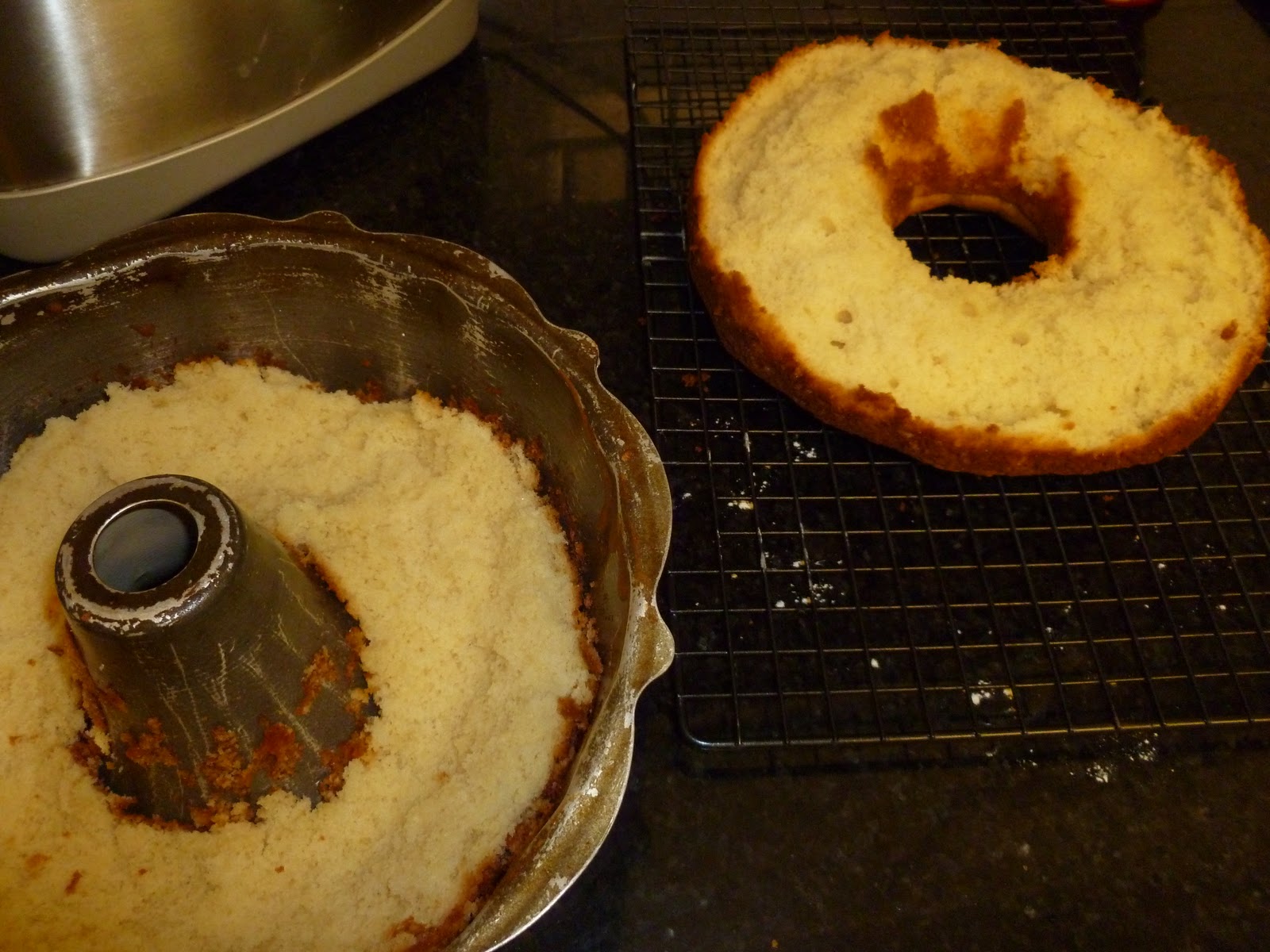 Rosemary&Garlic: Dessert - The Ugliest cake