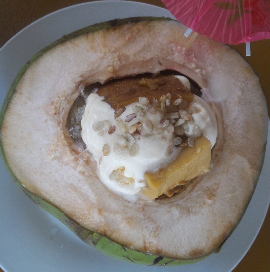 The Missing Meatballs - Crab and Belly Subic | Playing Tourist