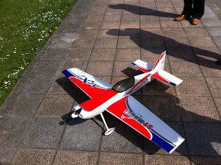 Aeromodelismo para torpes...: MX2 de ST-Model