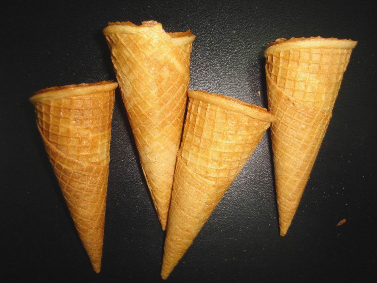Cone Ice Cream: Gambar Cone Es Krim