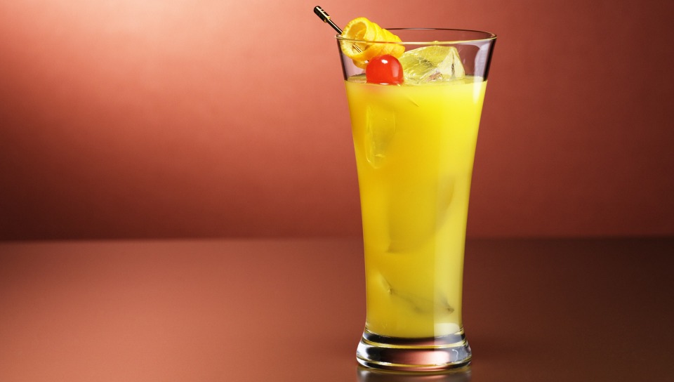 Retete de cocktailuri si bauturi alcoolice: Rețetă Summer Cooler Cocktail
