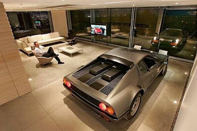 10 The Most Awesome And Crazy Garages Ever